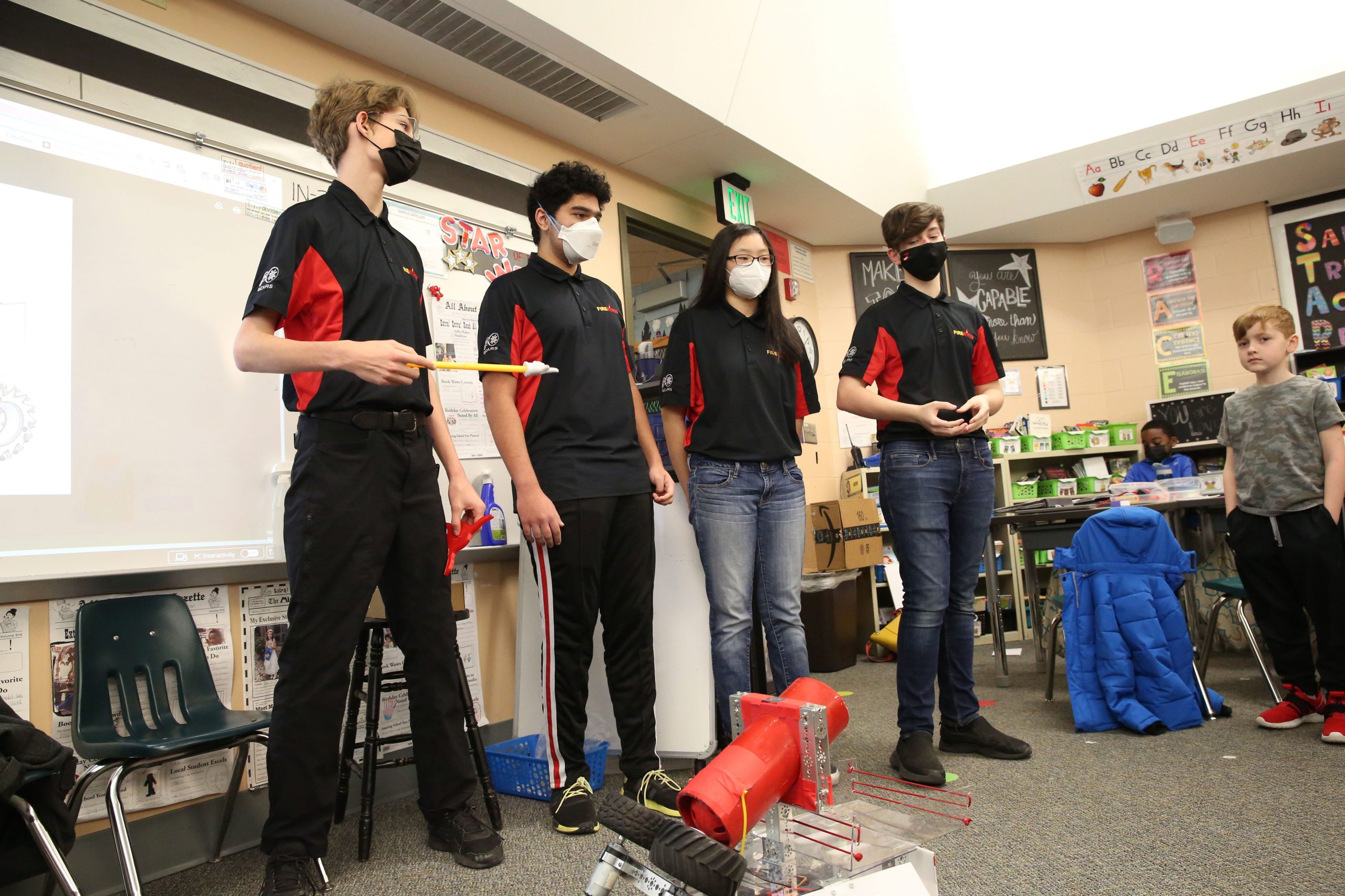 Local Robotics Team Visits 3rd Grade - North Point Elementary